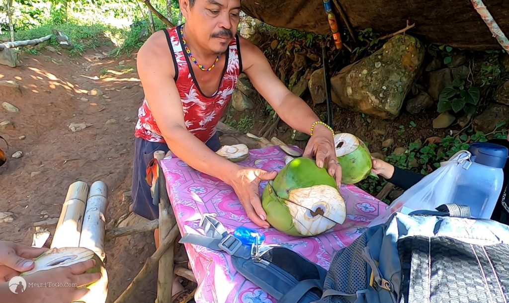 Scaling The Summit Of Mount Dinor? Read This First (A Hiking Guide)